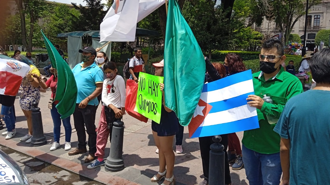 Protestan integrantes de Frena - El Queretano