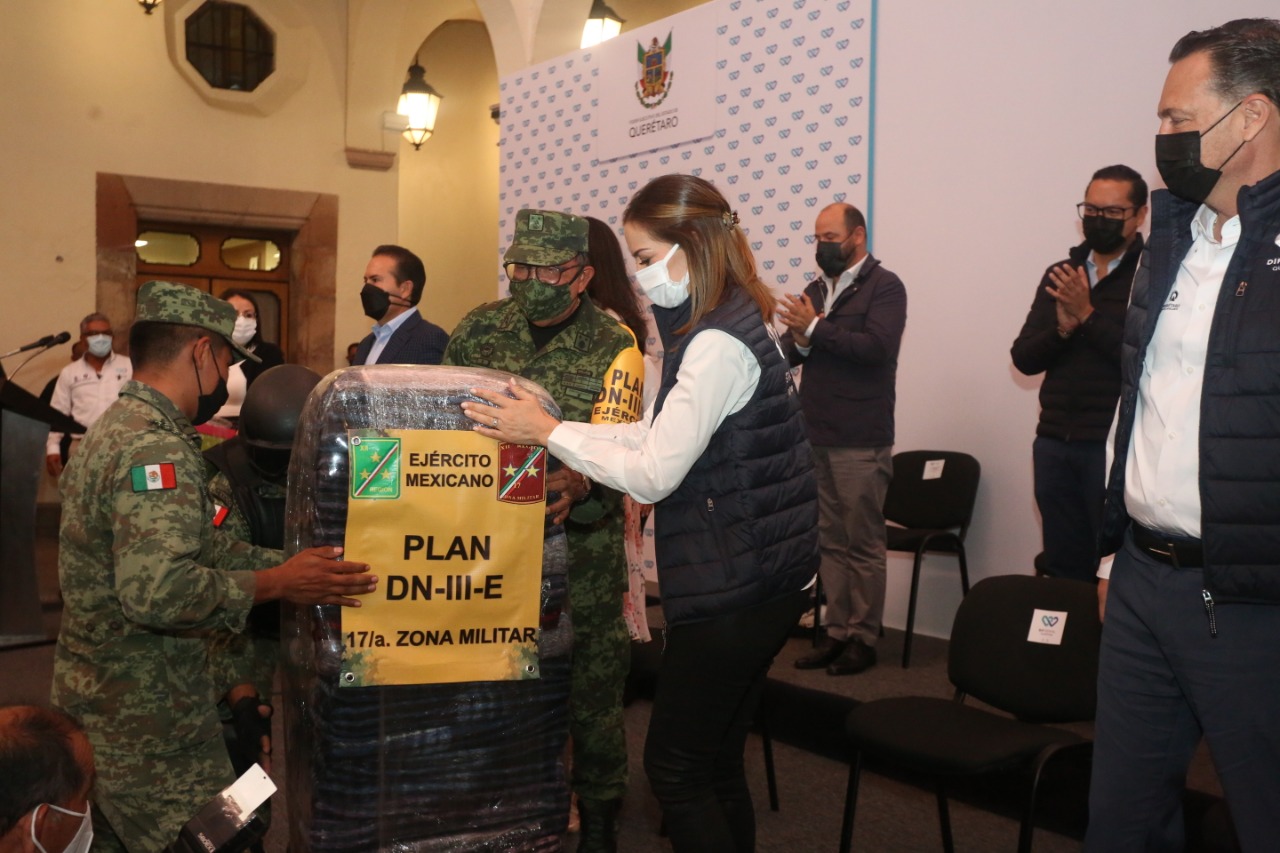 Inicia DIF Estatal Colecta de Invierno 2021 - El Queretano