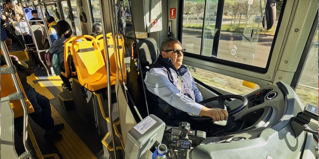 Director de AMEQ realiza recorridos en rutas Qrobus para mejorar ...