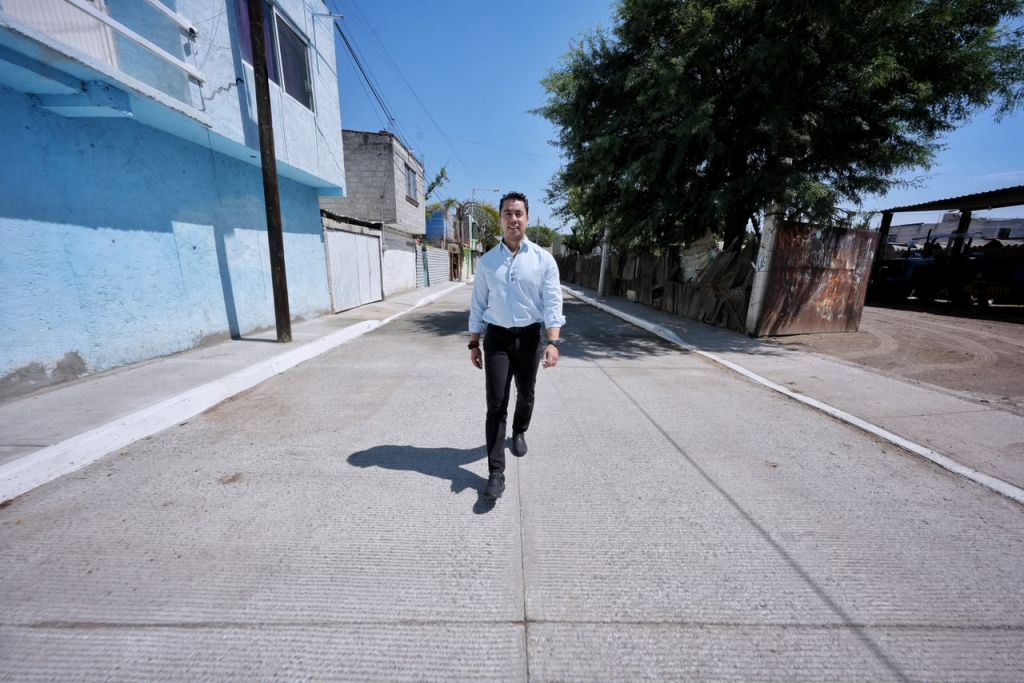 Entrega Felifer Macías obra hidráulica y vial en Santa María Magdalena ...